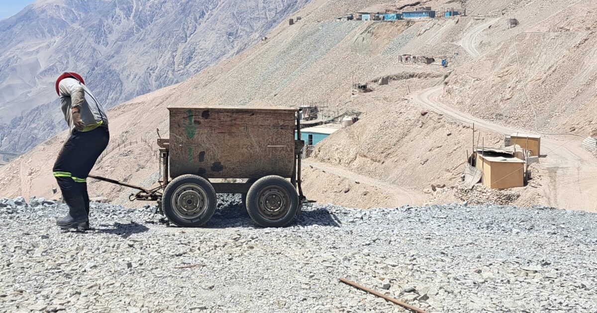 Artisanal small-scale (ASM) Gold mining - Earthworm